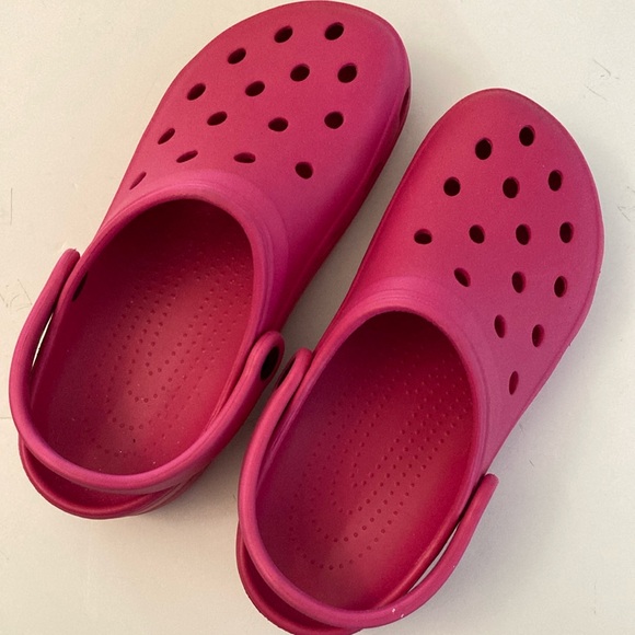 Time and Tru | Shoes | Time And Tru Pink Clogs With Strap Slip In ...